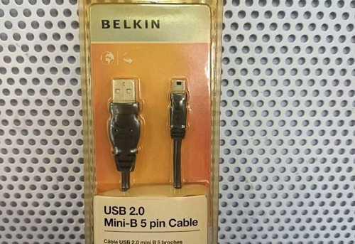 Кабель для компьютера Belkin F3U155cp1.8M