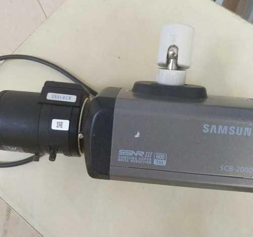 Камера видеонаблюдения Samsung SCB 2000p+обьектив