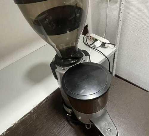Кофемолка электрическая жерновая