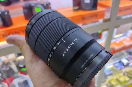 Sony E 18-135mm F/3.5-5.6 OSS S№1840713 б.у