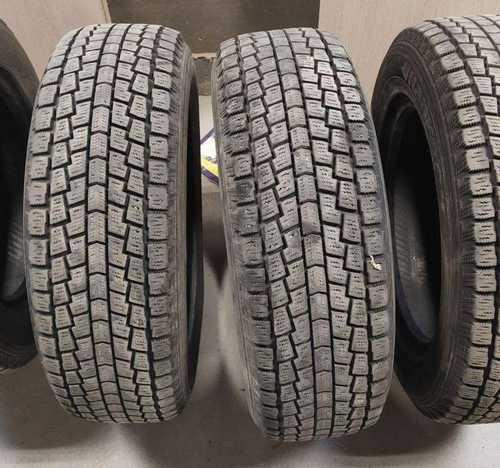 Hankook Dynapro I'Cept X 215/65 R16 98