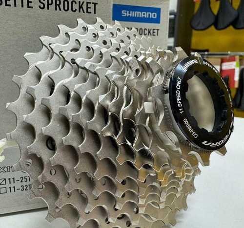 Кассета 11 скоростей Shimano Ultegra R8000 11-30