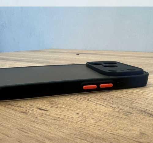 Чехол на iPhone 17 pro