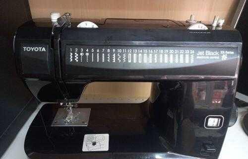 Швейная машинка toyota jetb224RS Series