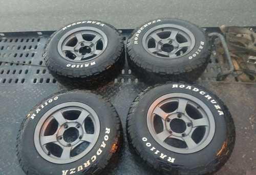 Roadcruza RA1100 A/T 215/75 R15