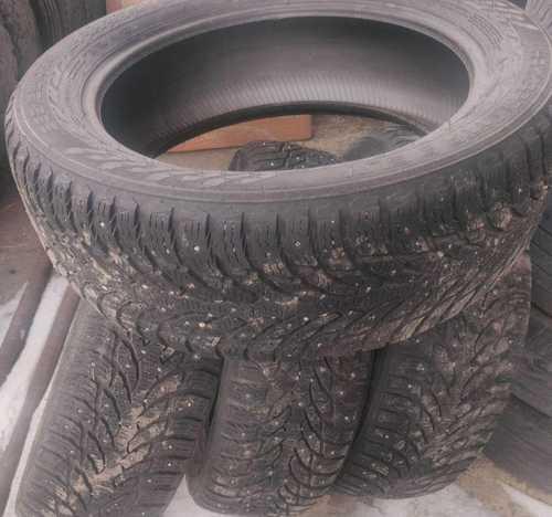 Nokian Tyres Hakkapeliitta 9 SUV 235/55 R20 60Y