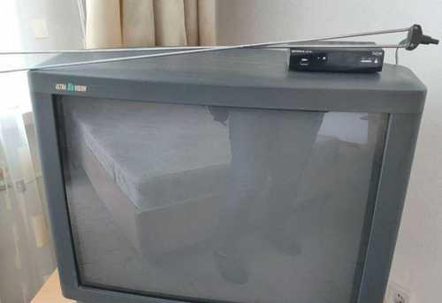 Телевизор Samsung и приставка тюнер supra