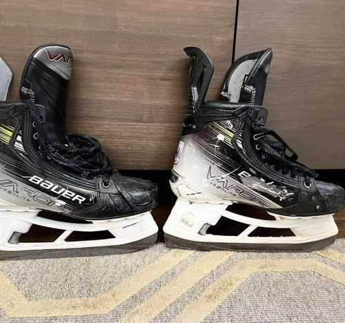 Хоккейные коньки bauer vapor hyperlite2. 6,5 Fit2