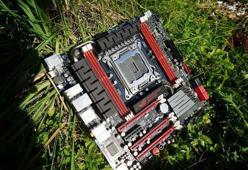 Материнская плата asus Rampage IV gene