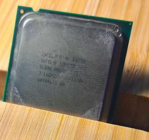 Intel Core 2 duo e8500