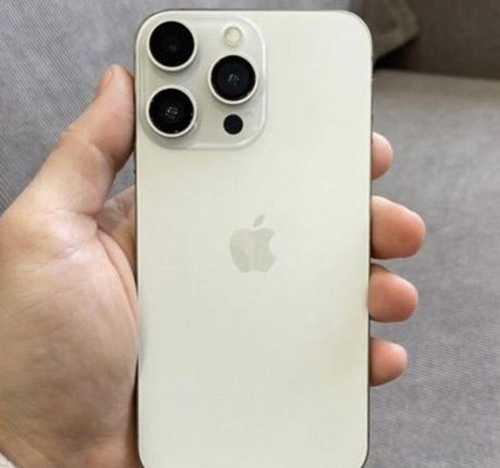 iPhone Xr в корпусе 15 Pro