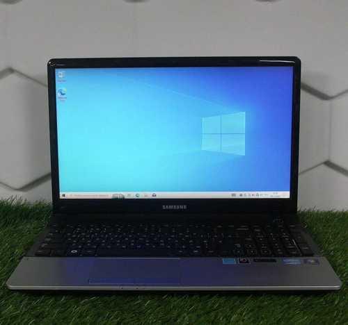 Ноутбук Samsung NP300E5A Core i5 2350M 2,3GHz/8Gb