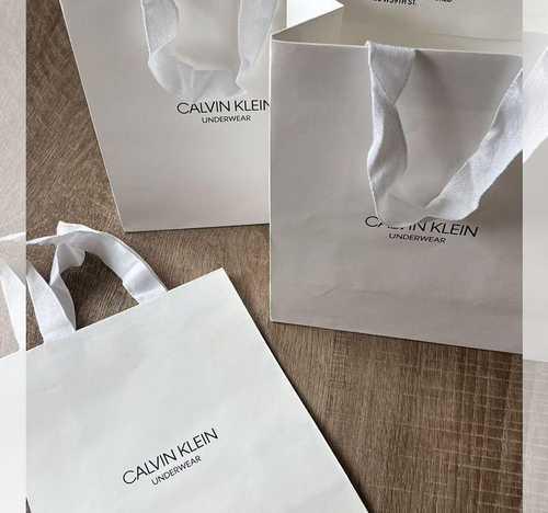 Бумажный пакет Calvin Klein