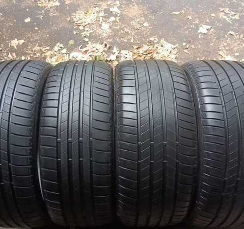 Bridgestone Turanza T005 225/40 R19 и 255/35 R19 96Y