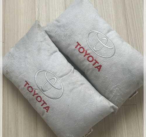 Подушки Toyota