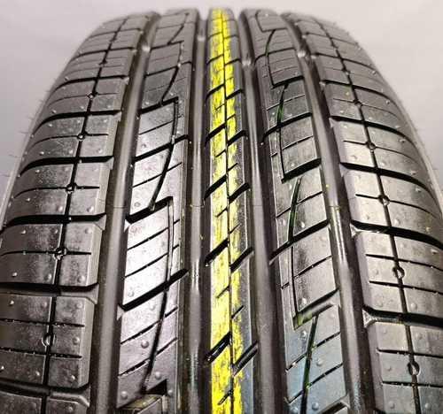 Kumho Solus KL21 235/65 R17 104T