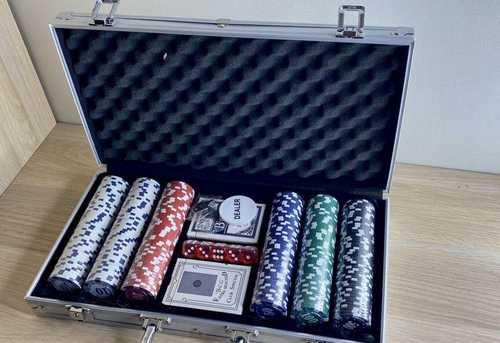 Набор для покера 300 фишек в кейсе новый