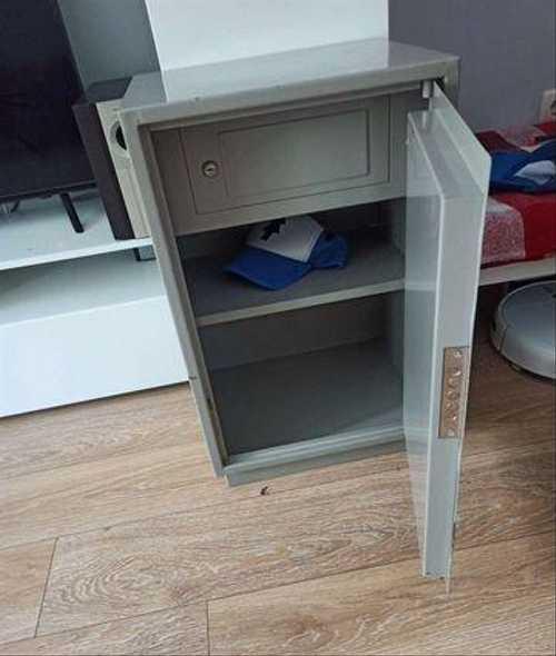 Сейф для документов