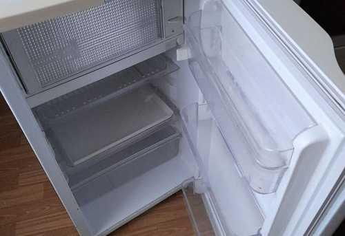 Холодильник бу маленький. Саратов