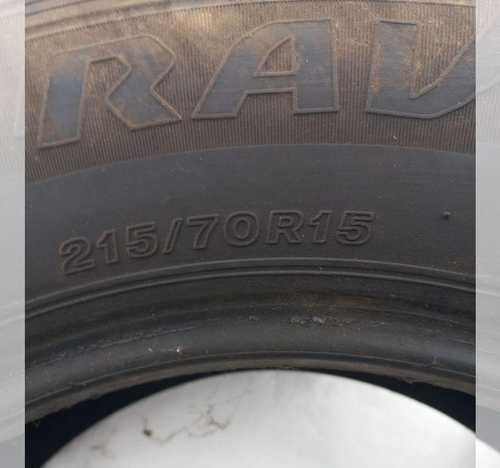 Bridgestone Alenza 001 215/70 R15