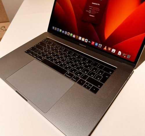 Apple Macbook Pro 2019 15"