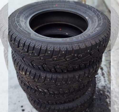 Yokohama Ice Guard IG55 215/70 R16