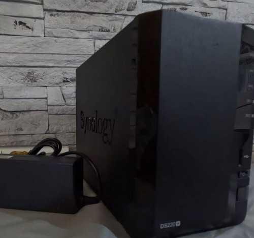 Synology DS220  10gb NAS