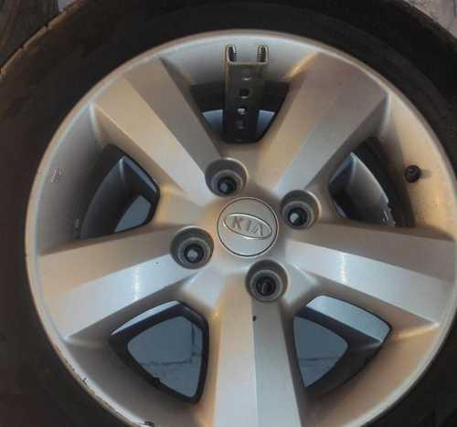 Kumho ecsta hs52 r16
