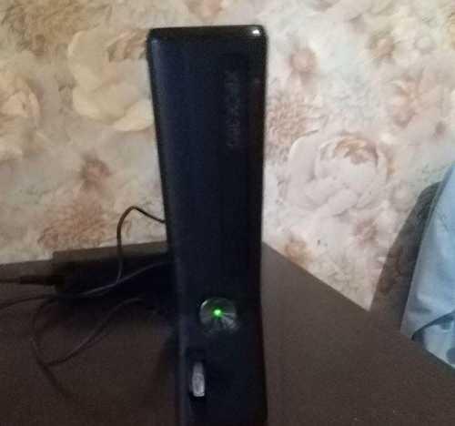 Xbox 360 slim 250 gb