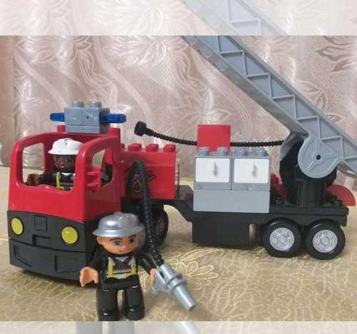 Машина пожарная Lego Duplo