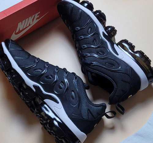 Кроссовки Nike air Vapormax plus