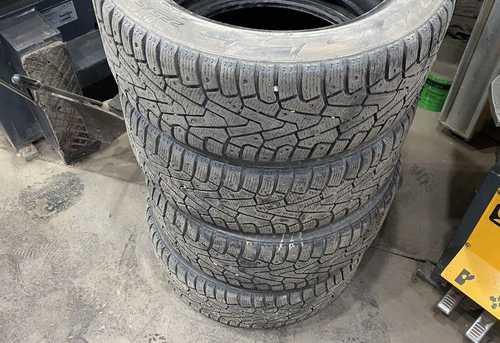 Pirelli Ice Zero 225/50 R17