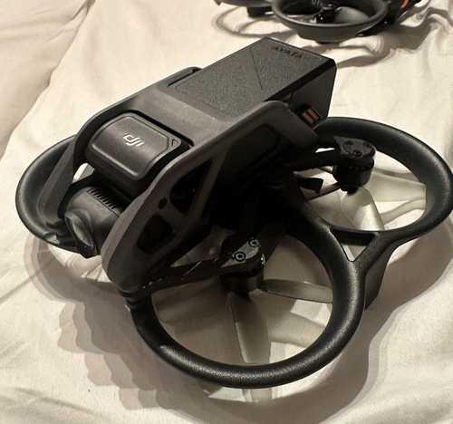 Dji avata + motion controller + fpv controller 2