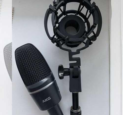 Студийный микрофон akg c3000