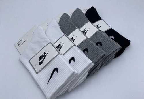 Женские носки Nike