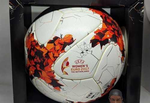 Футбольный мяч Женского Чемпионата Европы 2017