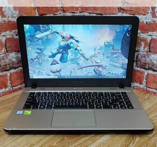 Мощный Asus Core i5 7200U/GeF 920MX/8Gb/SSD/14"