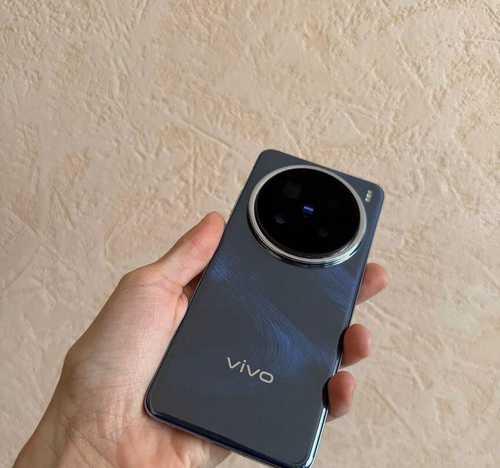 Vivo X200 Pro, 12/256 ГБ