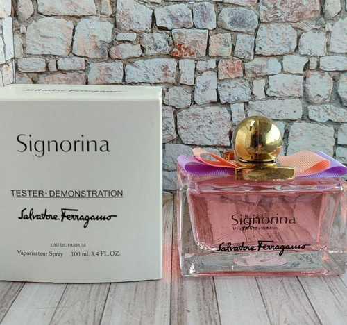 Парфюм Signorina Salvatore Ferragamo