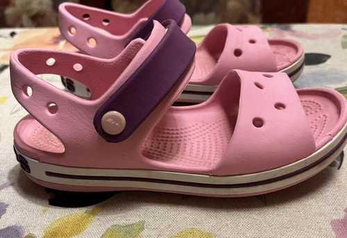 Сандалии crocs j1