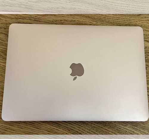 MacBook Air 13 (2020), 256 ГБ, Core i3, 1.1 ГГц, RAM 8 ГБ, Intel Iris Plus Graphics