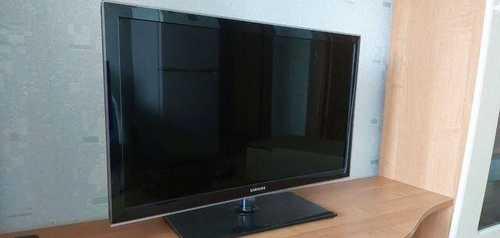 FullHD Телевизор Samsung 32 дюйма UE32D5000