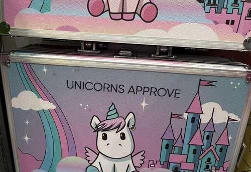 Макияжный набор в кейсе unicorns approve
