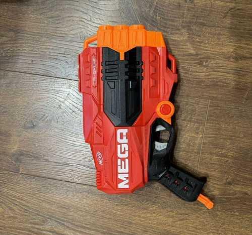 Бластер mega nerf