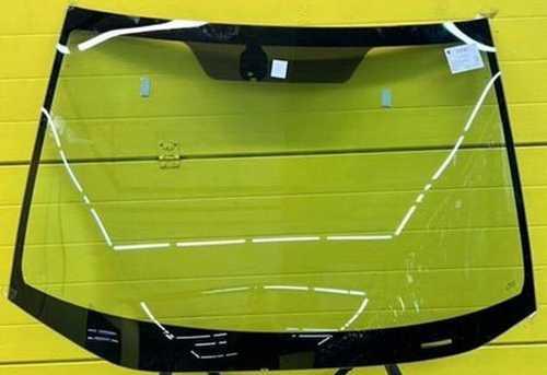 Лобовое стекло на BMW X6 E71