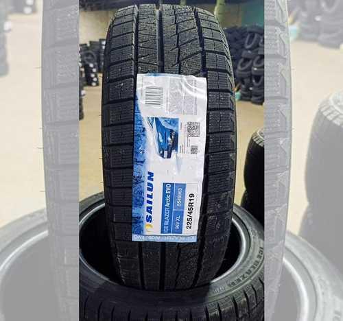 Sailun Ice Blazer Arctic EVO 225/45 R19 96V