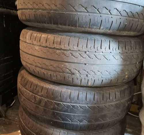 Hankook Optimo K406 215/65 R16 95