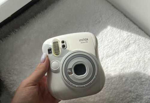 Плёночный фотоаппарат instax mini 25
