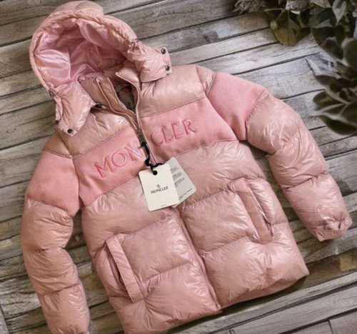 Пуховик moncler розовый с NFC