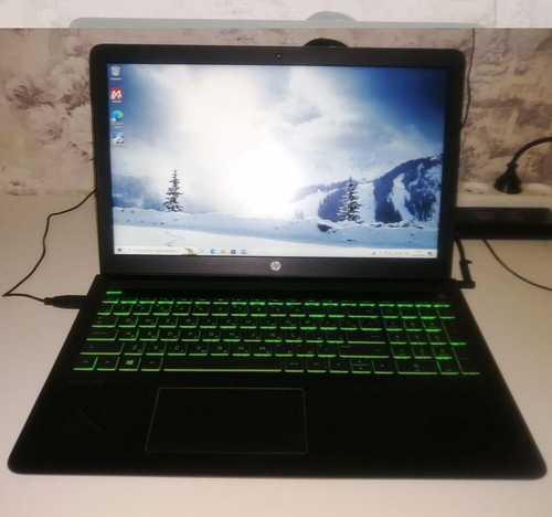 Игровой Ноутбук HP I7, GTX 1050, RAM 8, SSD